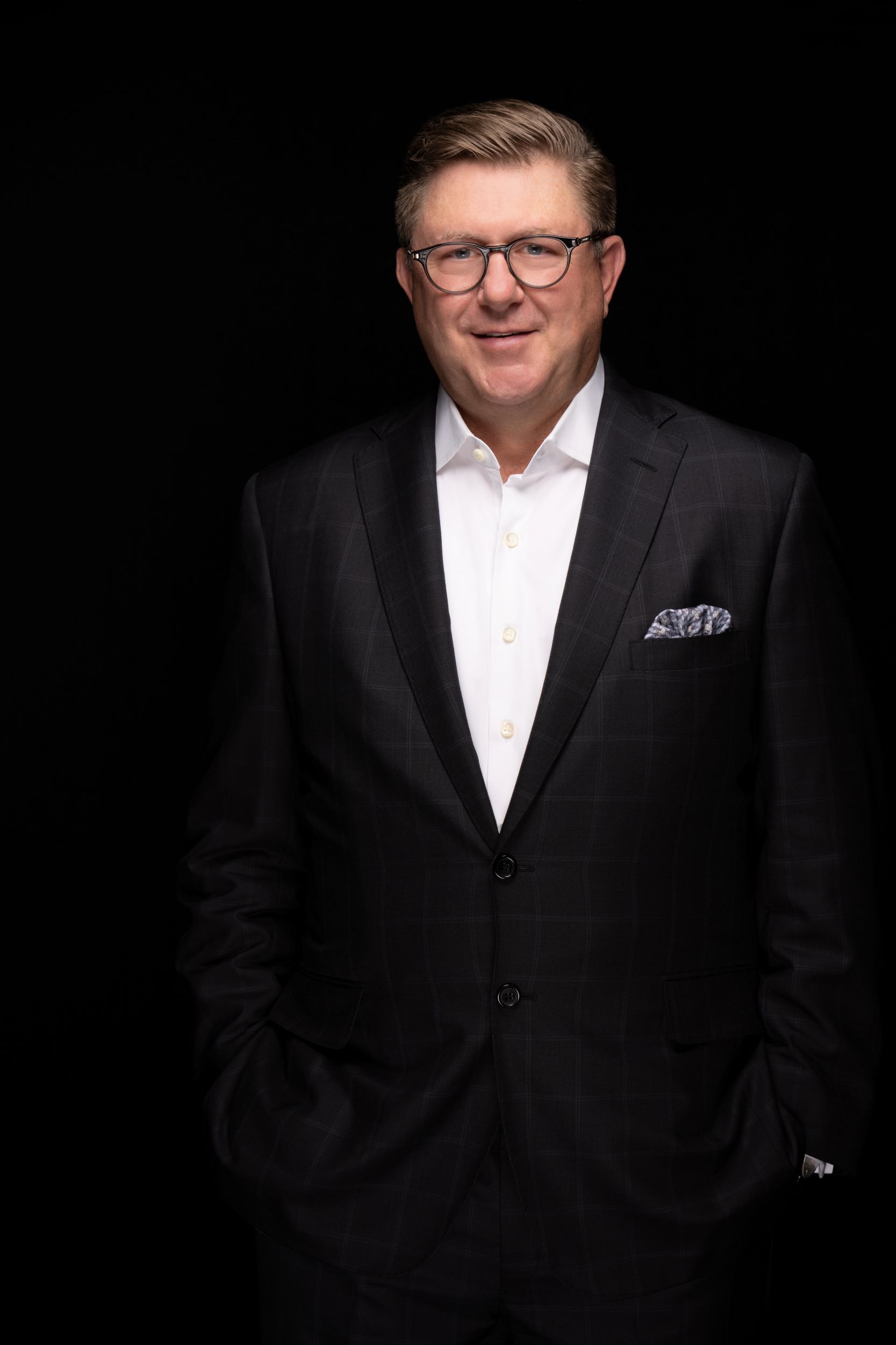 Christopher Knipp | DHR Global