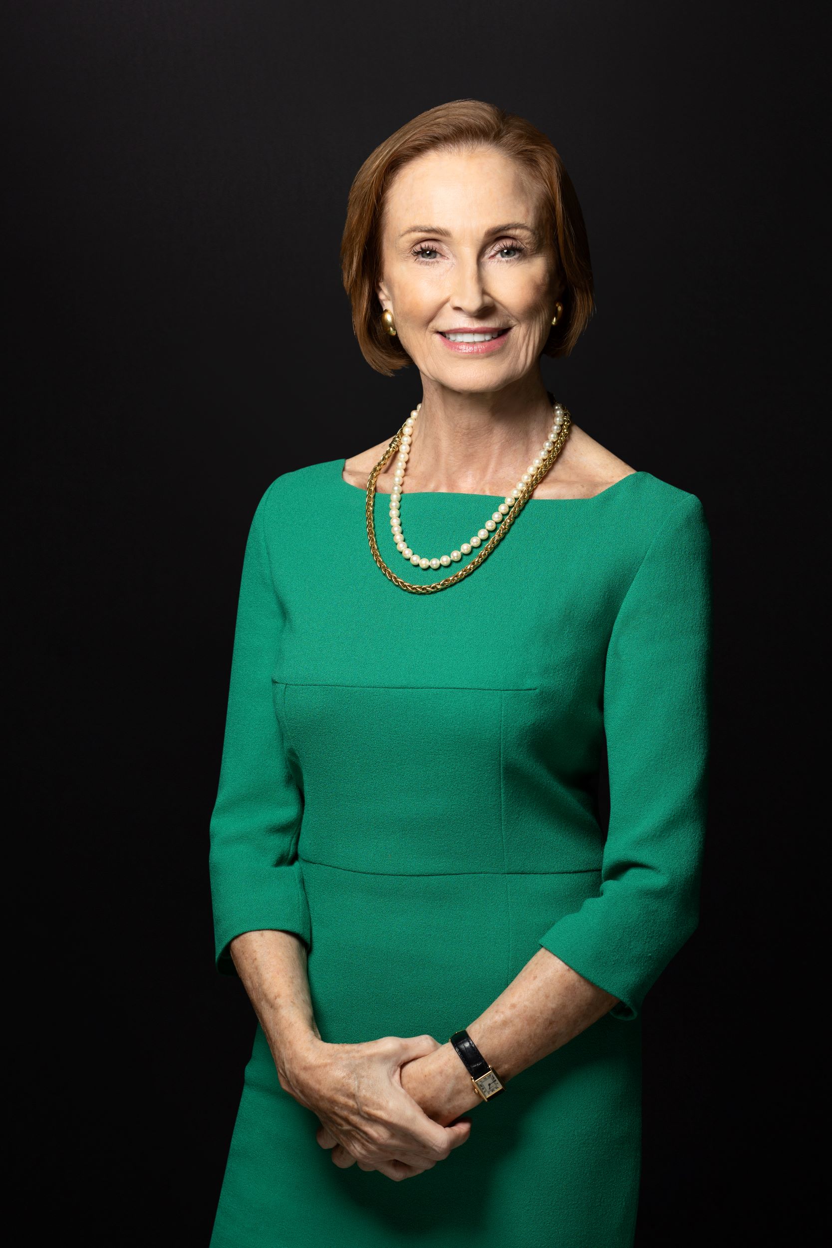 Caroline Edwards | DHR Global