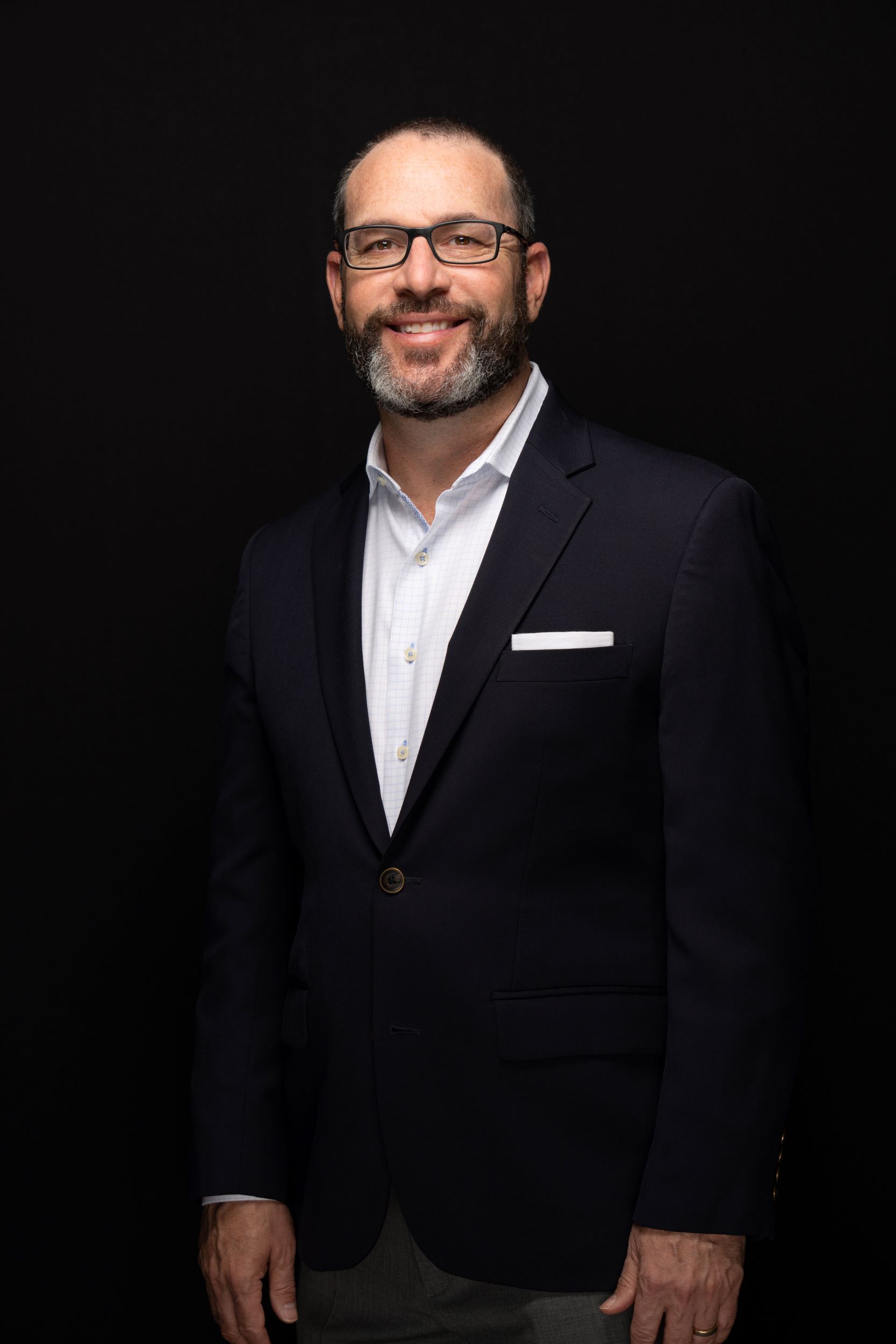 Justin Hirsch | DHR Global