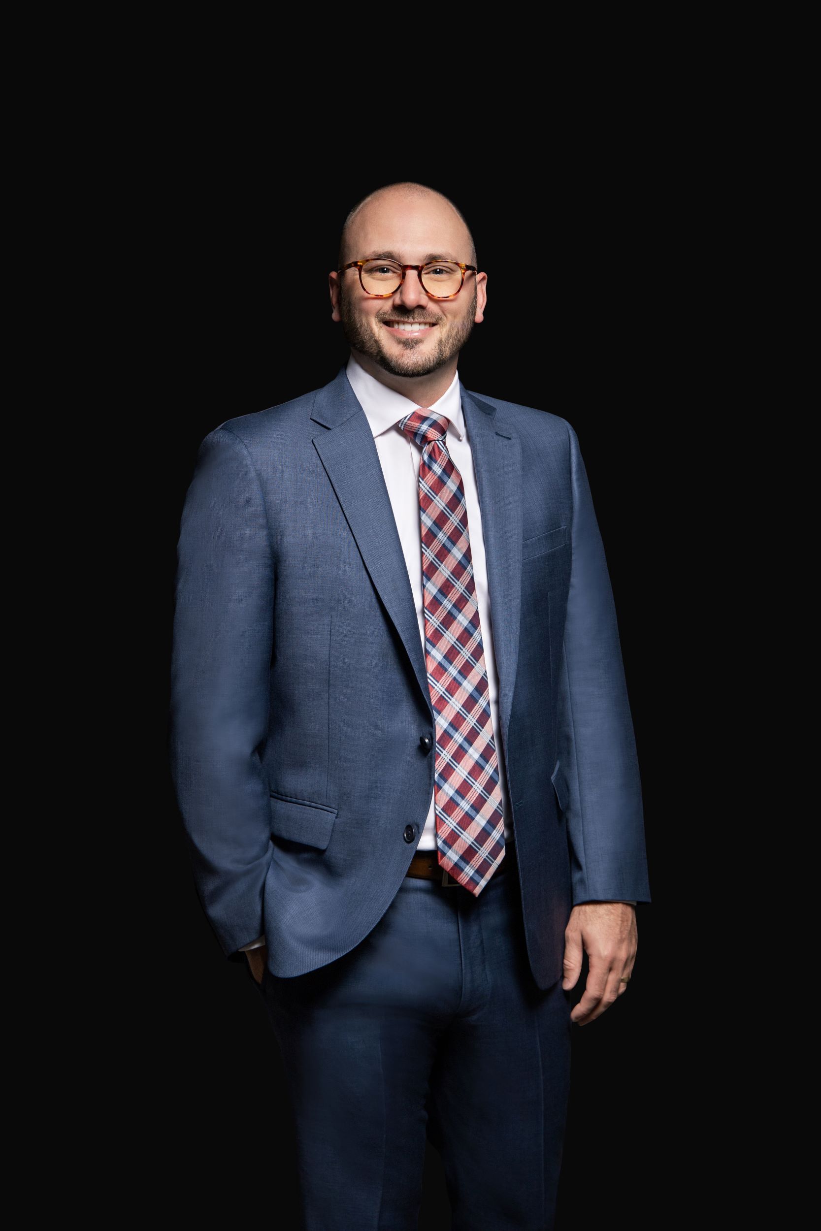 Luke Elias | DHR Global